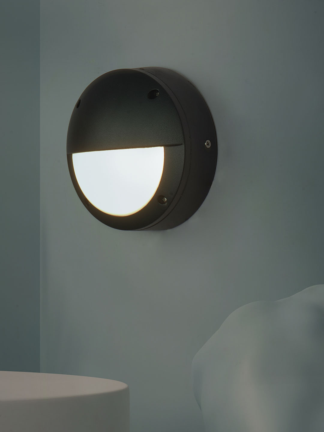 Round Half Moon 6 Watts LED Light Aluminium Black Outdoor Bulkhead Wall ...