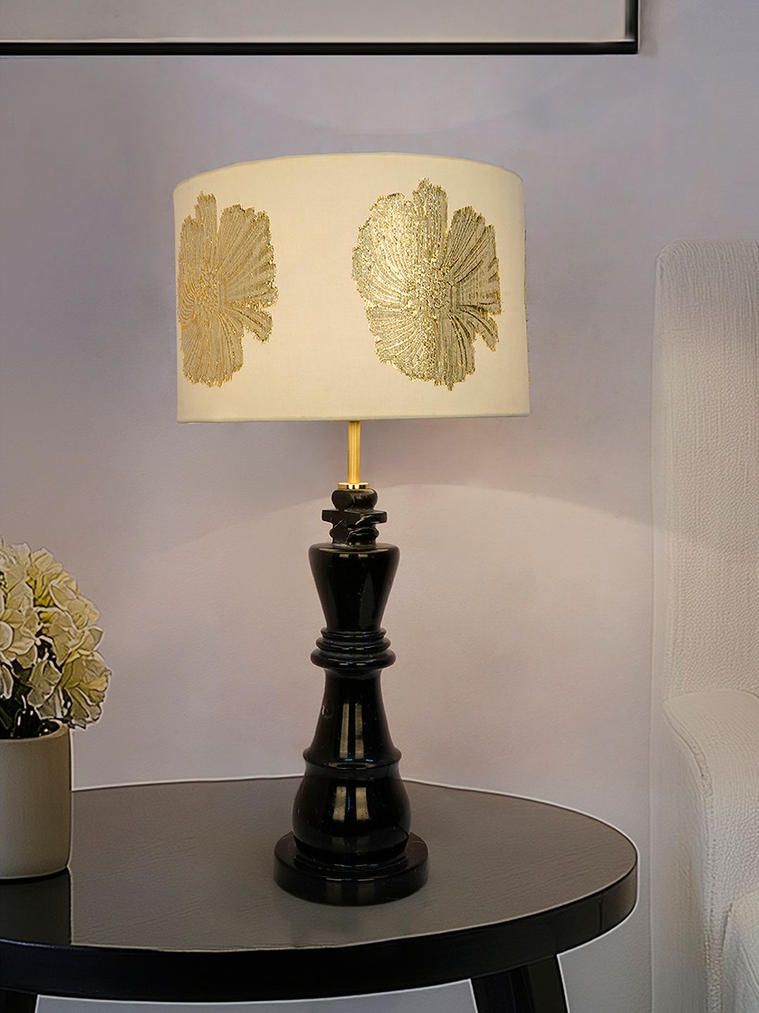 Marquina Marble Chess King Lamp with Gold Embroidered Shade