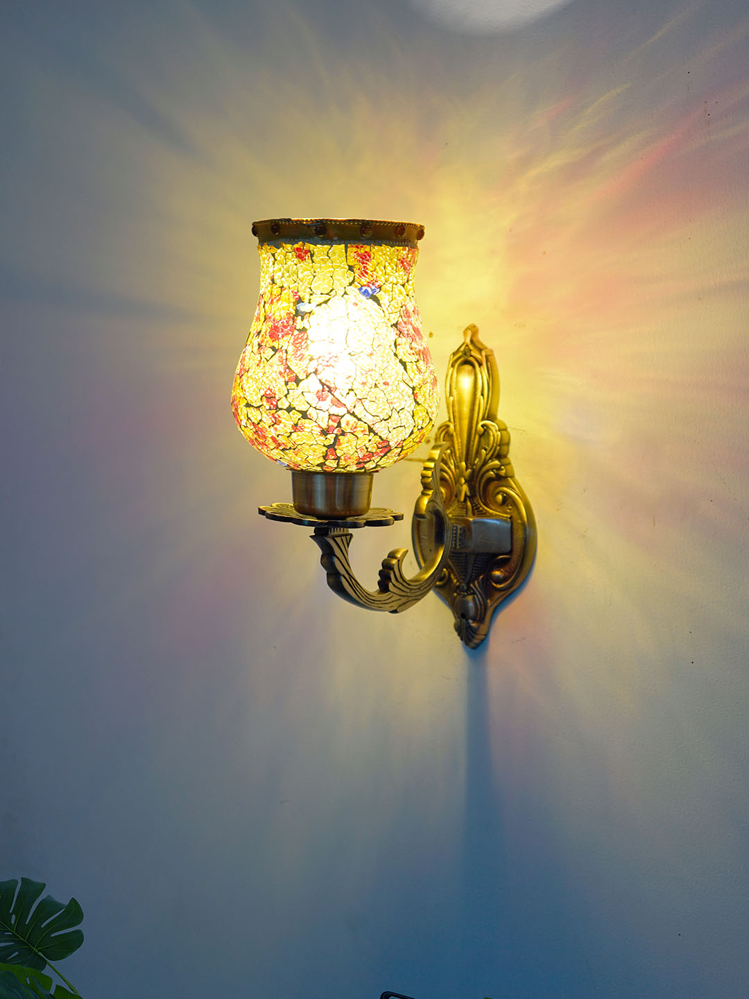 Traditional Meena Aluminium 1 Lamp Wall Light in Antique Brass Finish ...